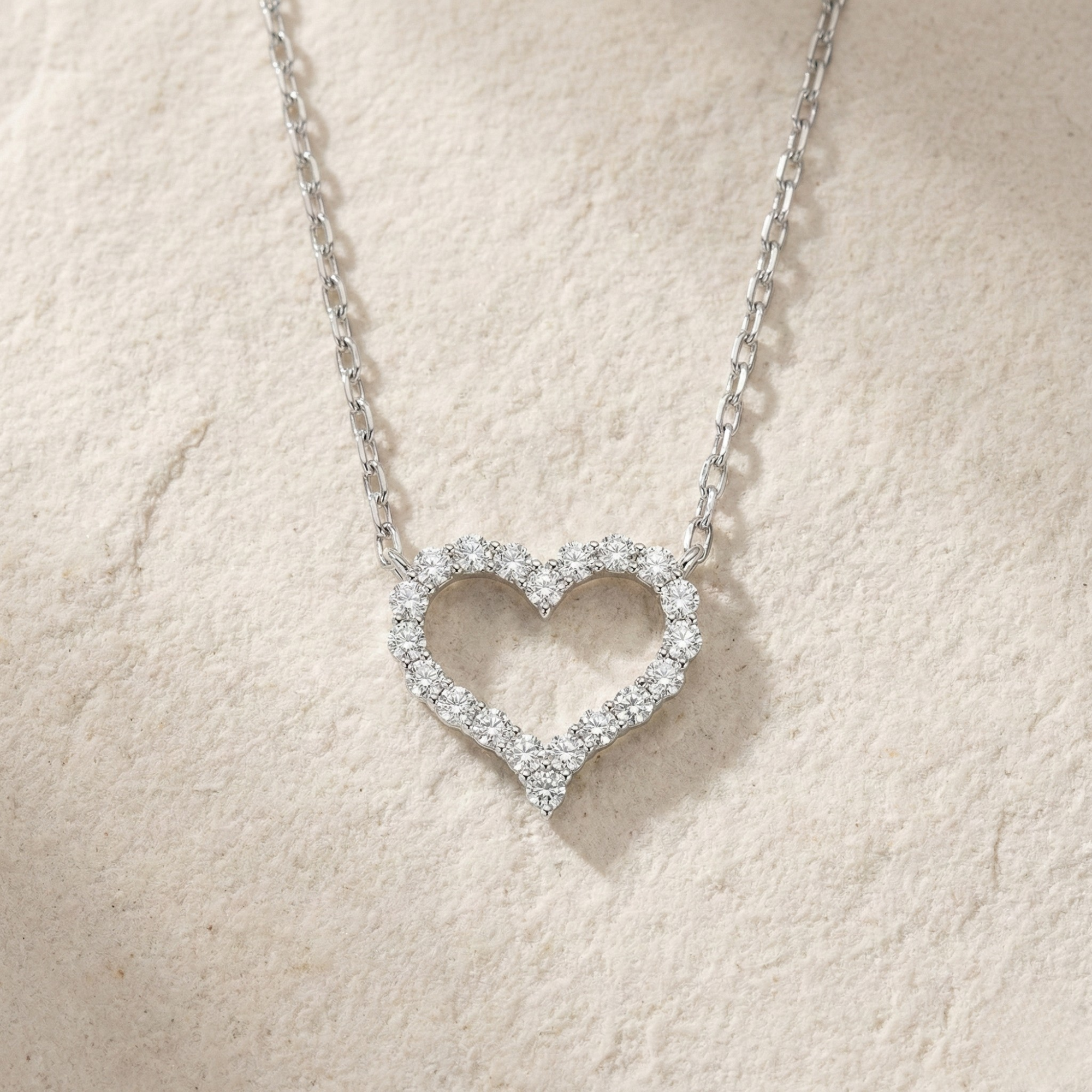 שרשרת מואסנייט לב 1.2 קראט – Makeda Jewelry