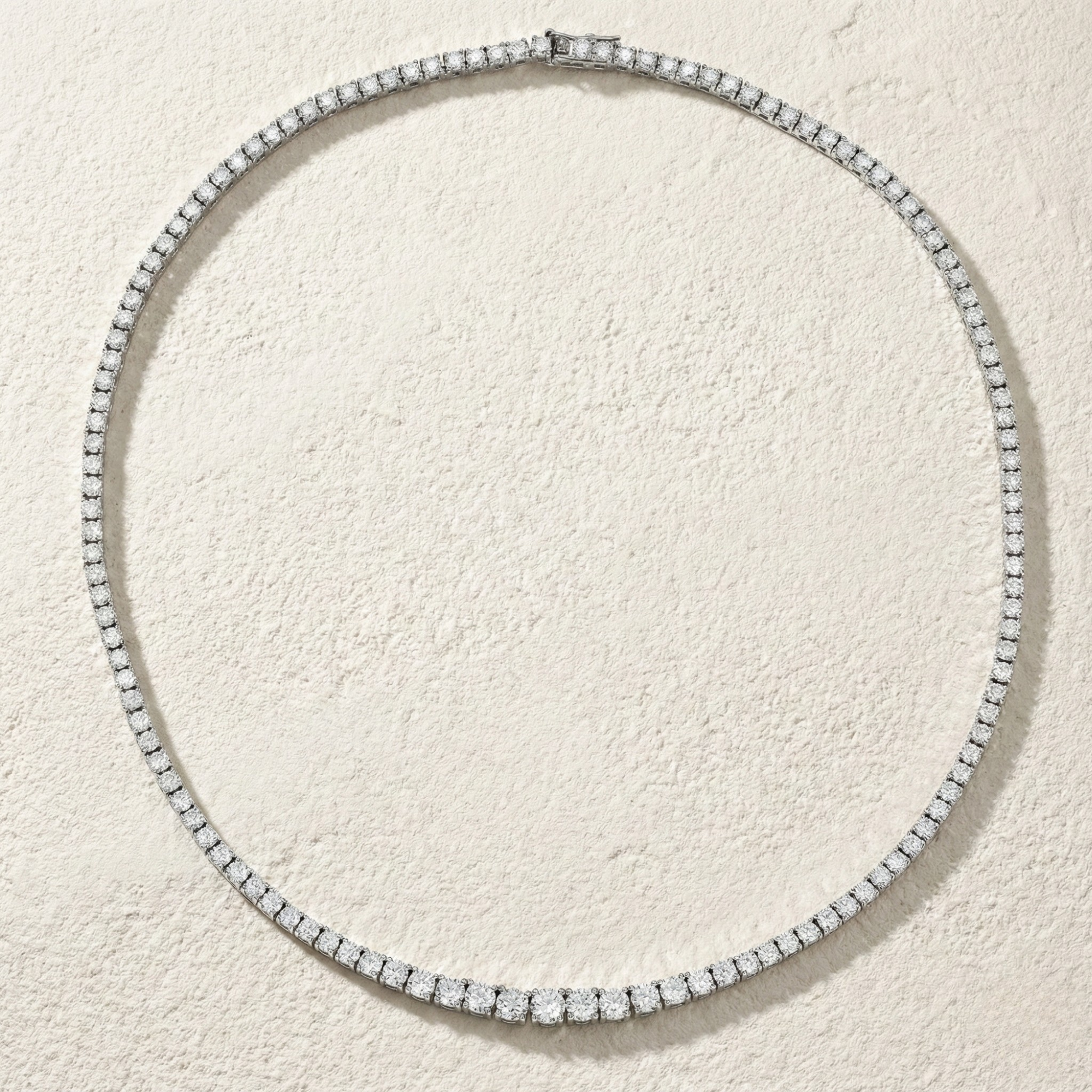 שרשרת טניס מואסנייט מדורגת – Makeda Jewelry